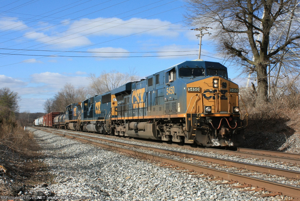 CSX 5450 and train Q406